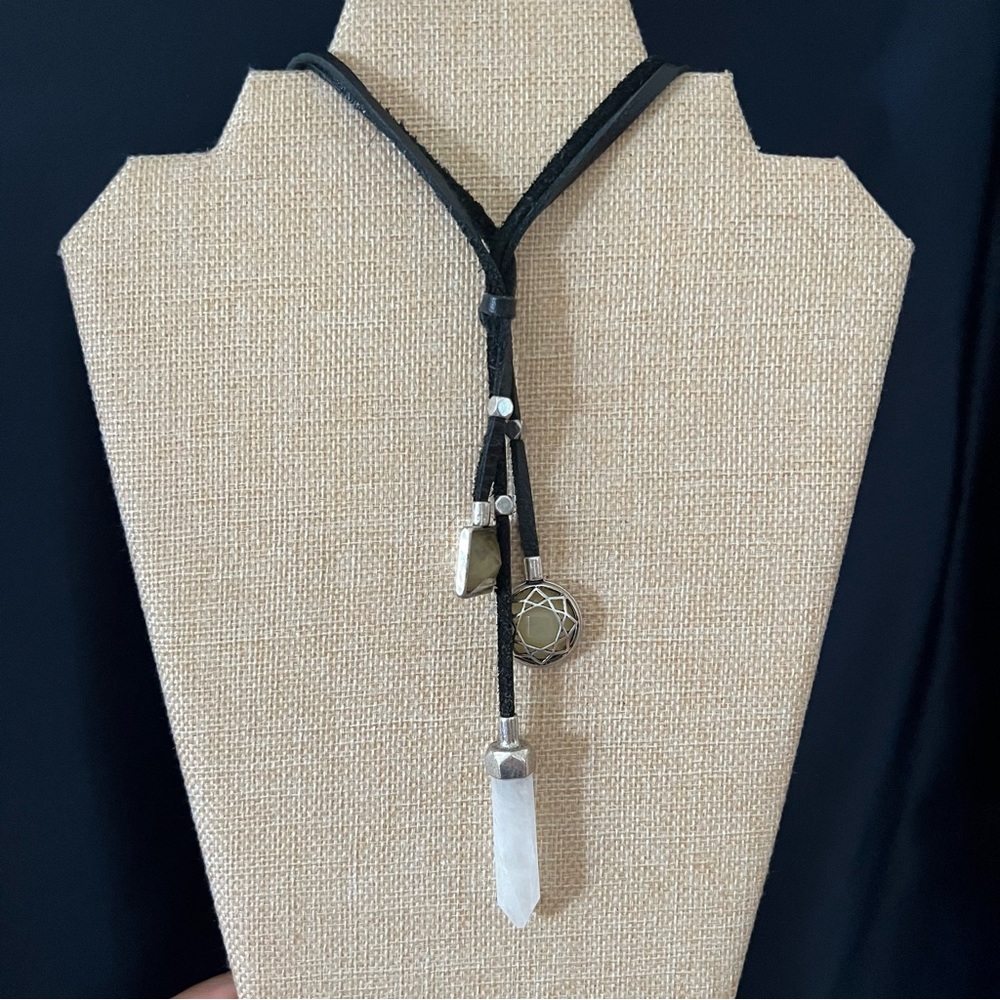 Quartz Crystal Layers Necklace - Gem
